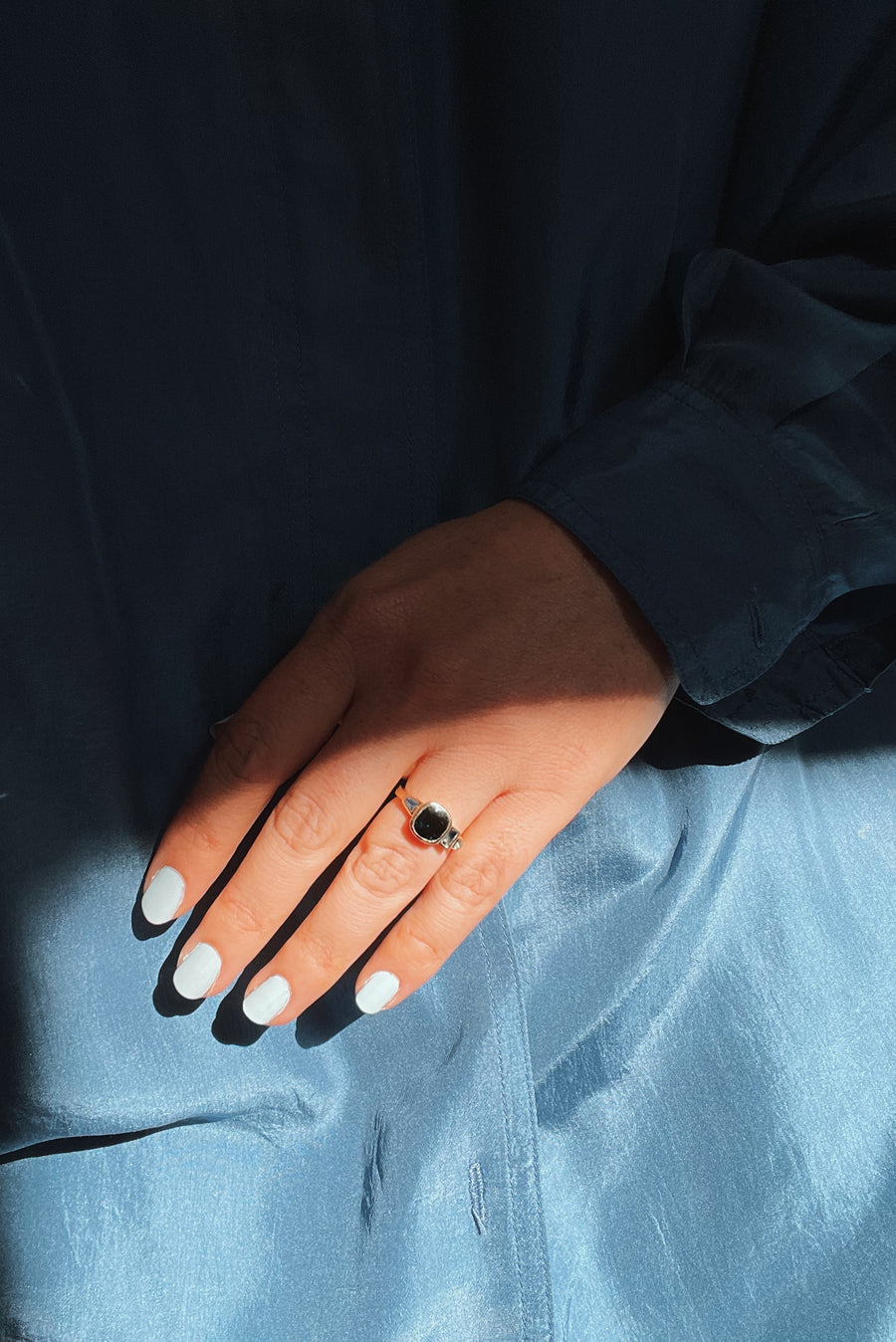 Nyx Ring – Dear Survivor